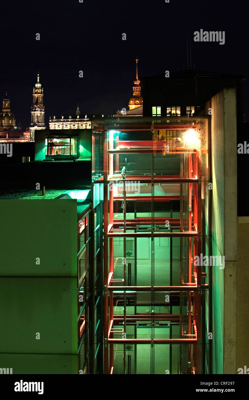 Glass elevator by night hi-res stock photography and images - Alamy