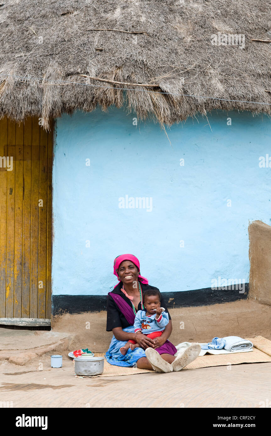 Village scene hi-res stock photography and images - Alamy