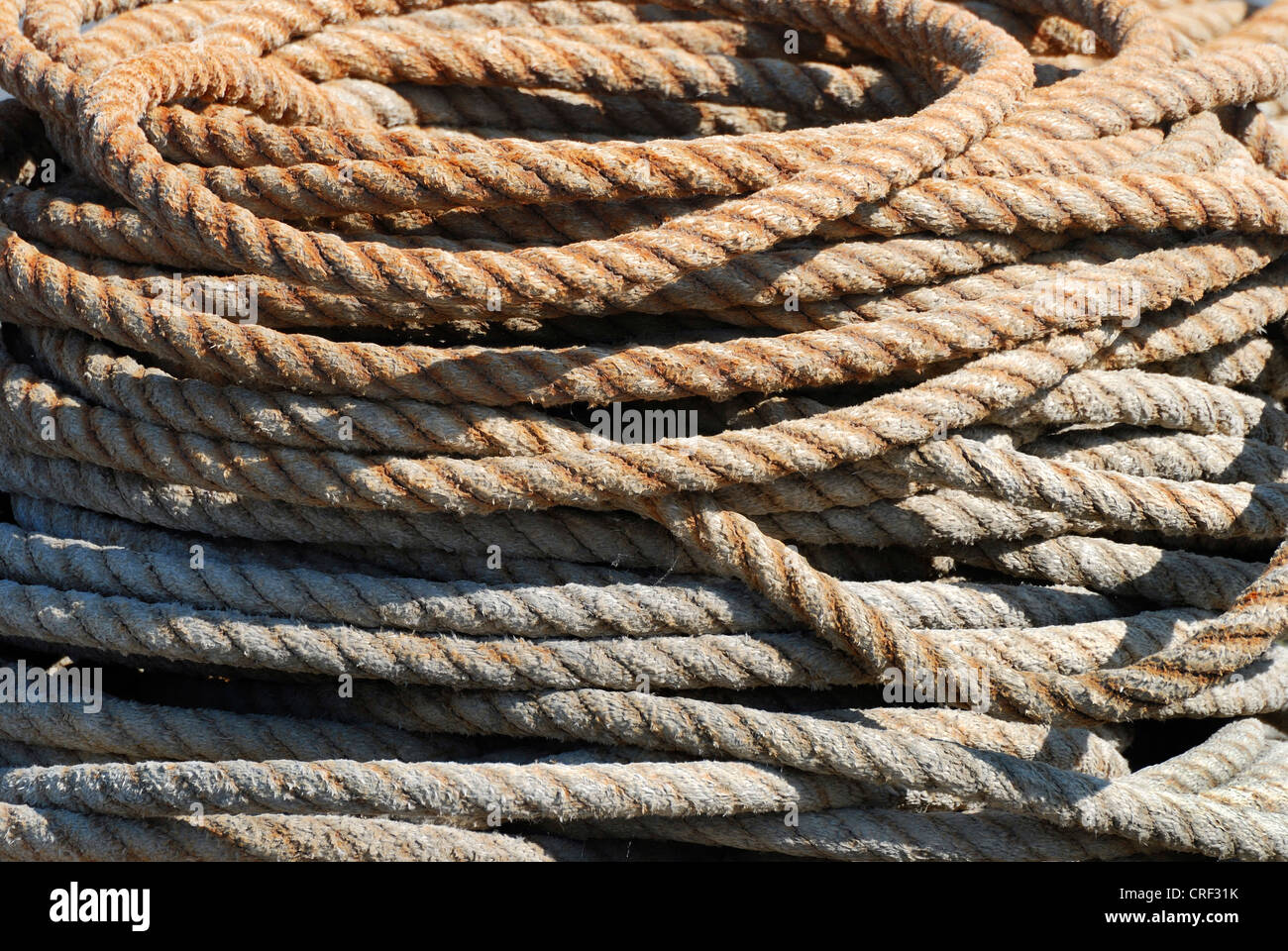 Fibre ropes hi-res stock photography and images - Alamy