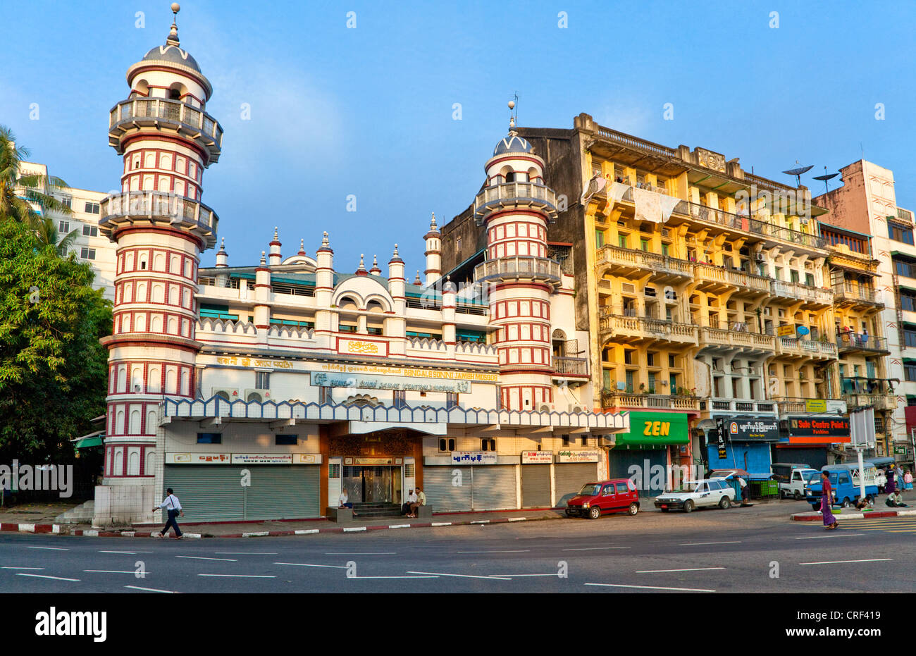 Myanmar, Burma, Yangon. Bengale (Bengali) Sunni Mosque, on Sule Pagoda ...