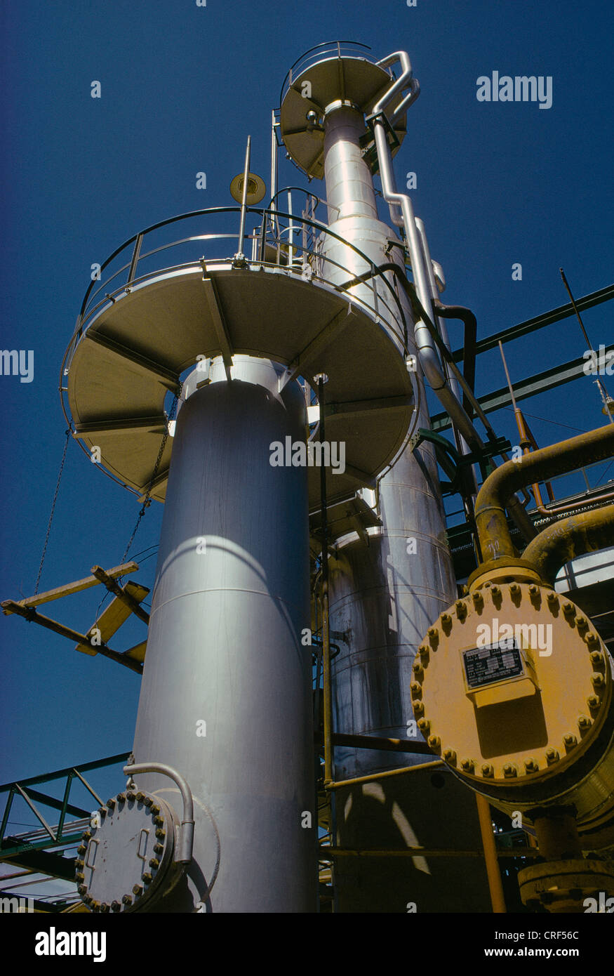 Oil refinery and saudi arabia hi-res stock photography and images - Alamy