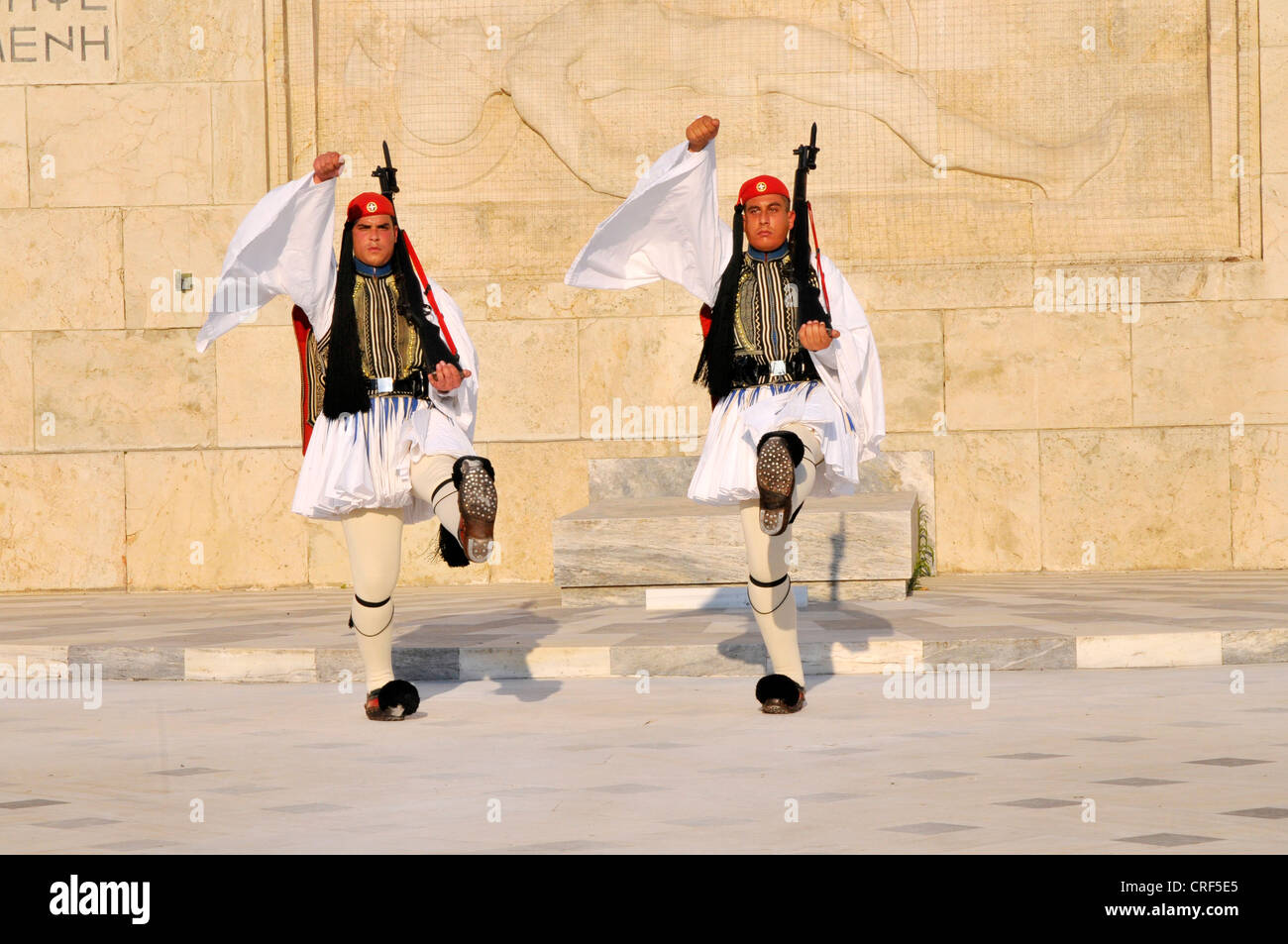 Soldiers at Greek Parliament Building House Government Greece Athens ...