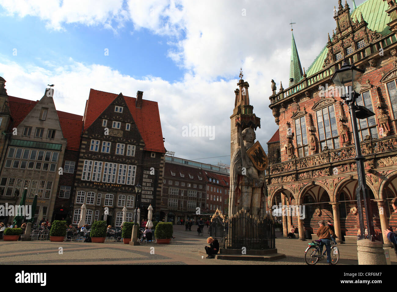 Bremen town square and statute of Roland, Germany 2012 Stock Photo - Alamy
