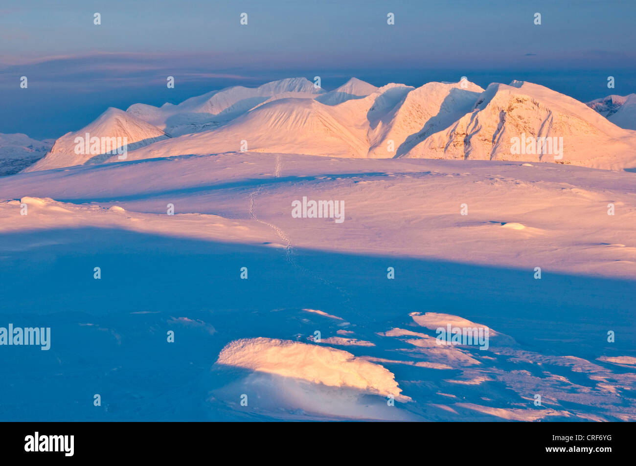 Akka massif hi-res stock photography and images - Alamy