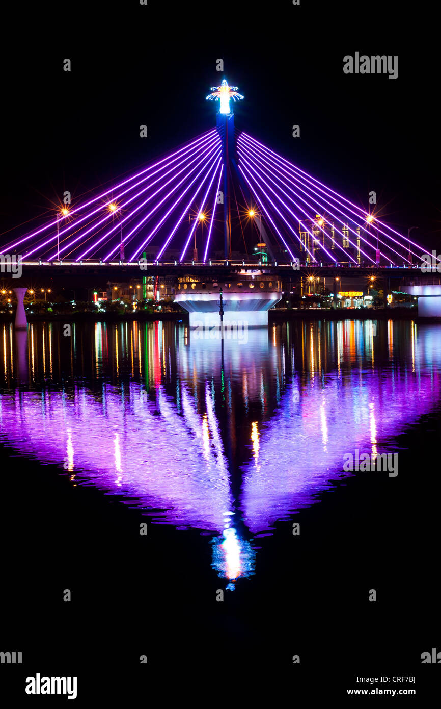 Song Han Bridge with Reflection in Water Stock Photo - Alamy