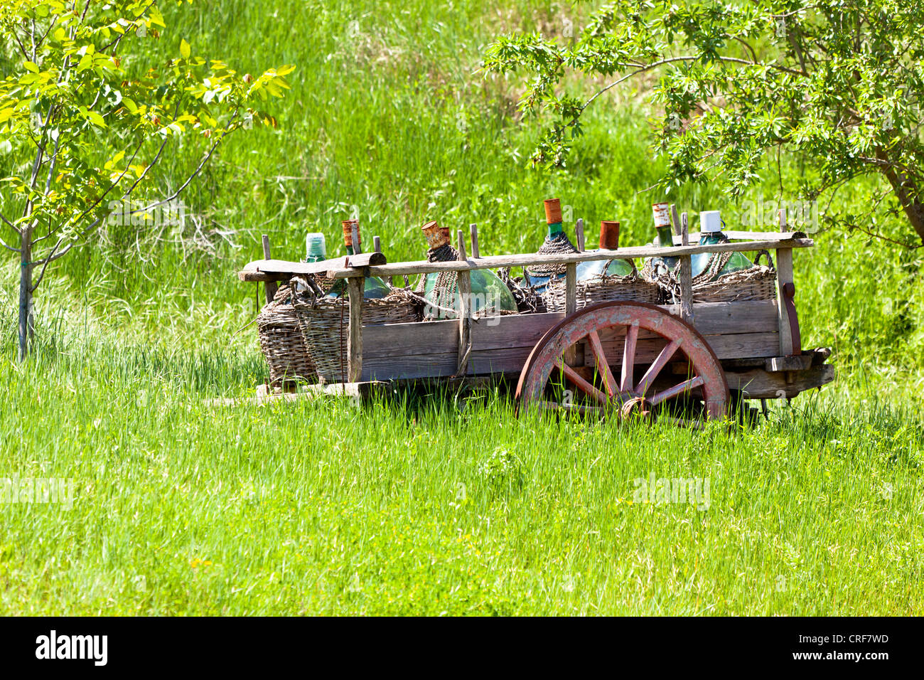 Wagon wheel landscape hi-res stock photography and images - Alamy
