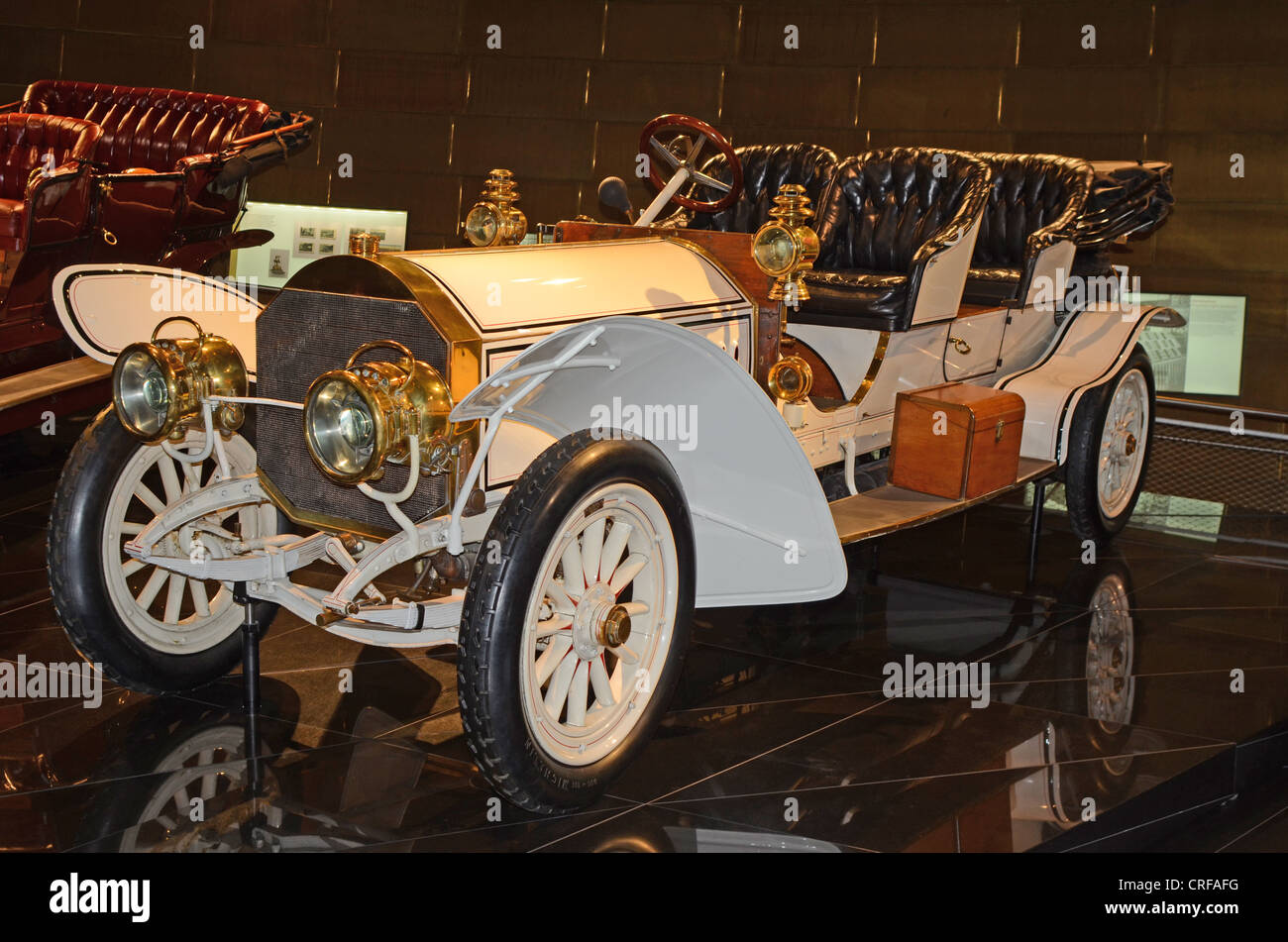 Images of Old Historic Models of Mercedes till the second World War as ...