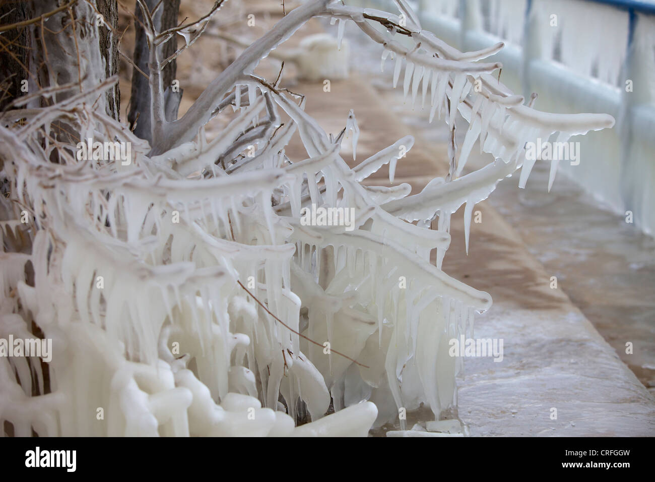 Ice from spray from lake hi-res stock photography and images - Alamy