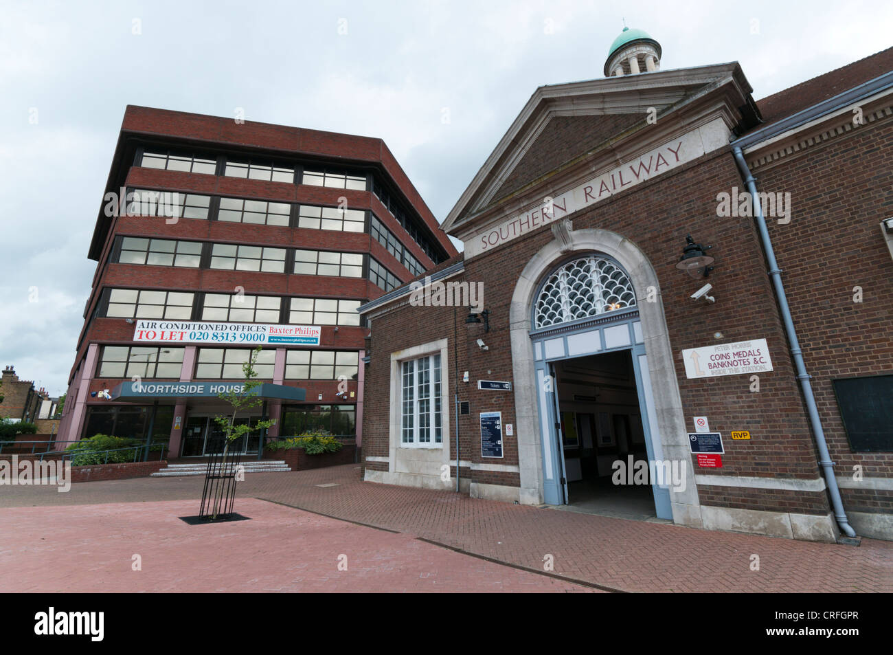 Bromley south station hi-res stock photography and images - Alamy