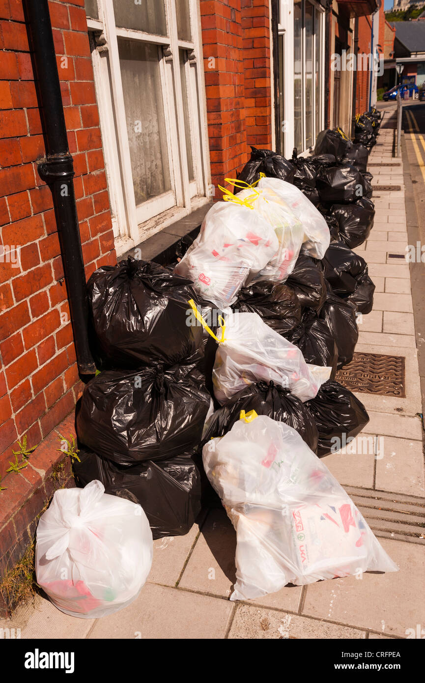 Rubbish sacks hi-res stock photography and images - Alamy