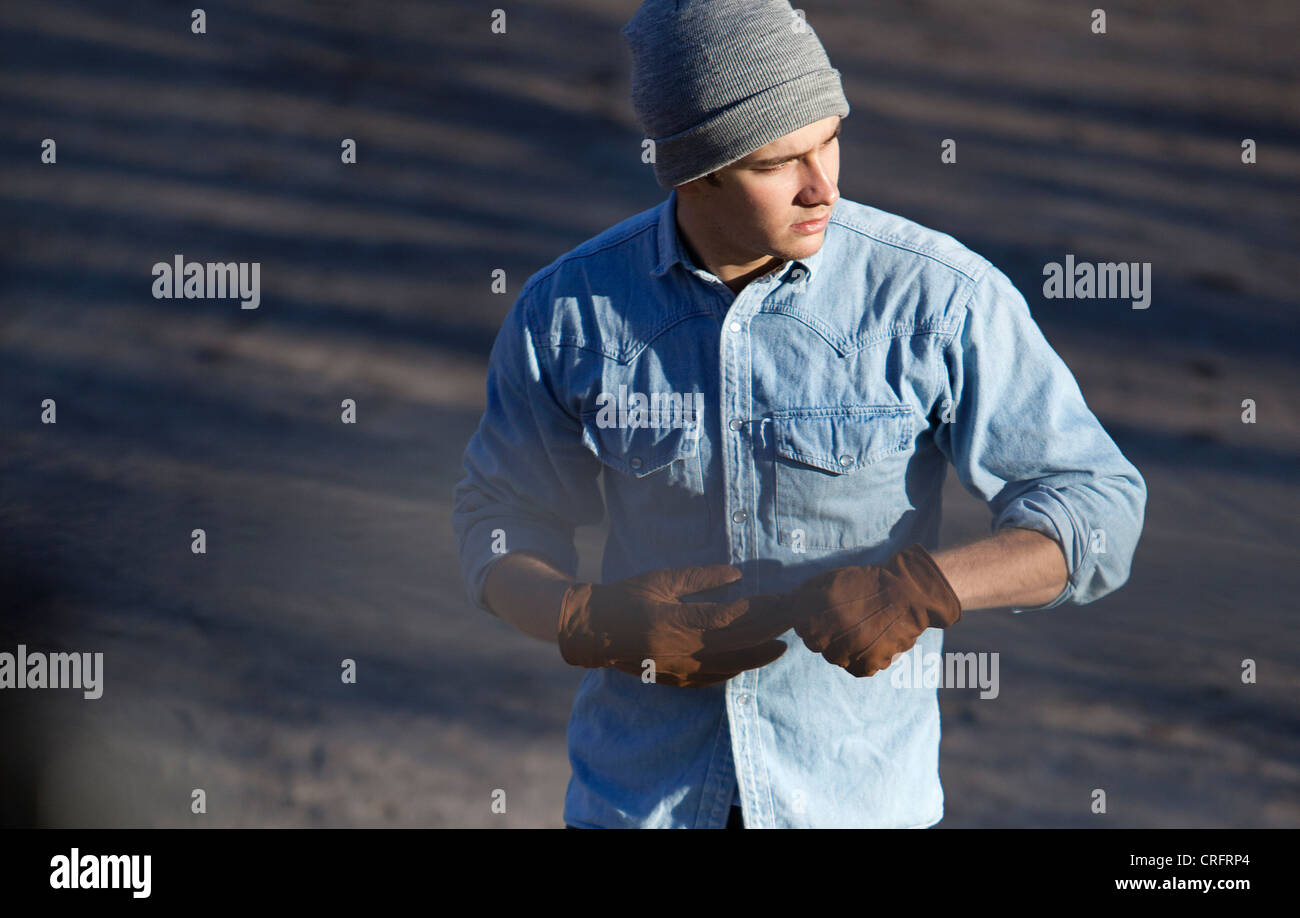 Gloves Off High Resolution Stock Photography and Images - Alamy