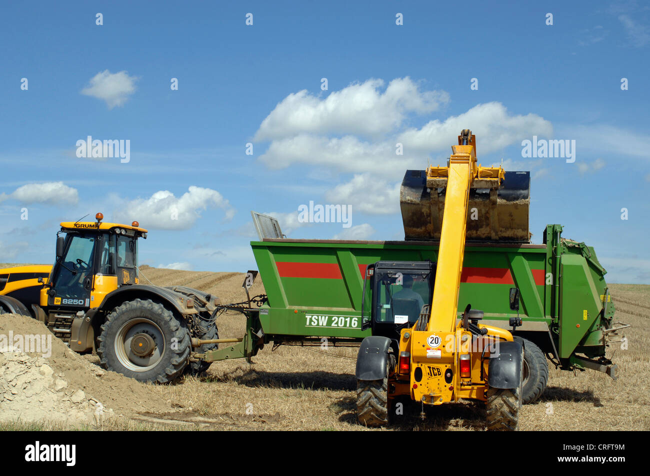 Grain loading europe hi-res stock photography and images - Alamy
