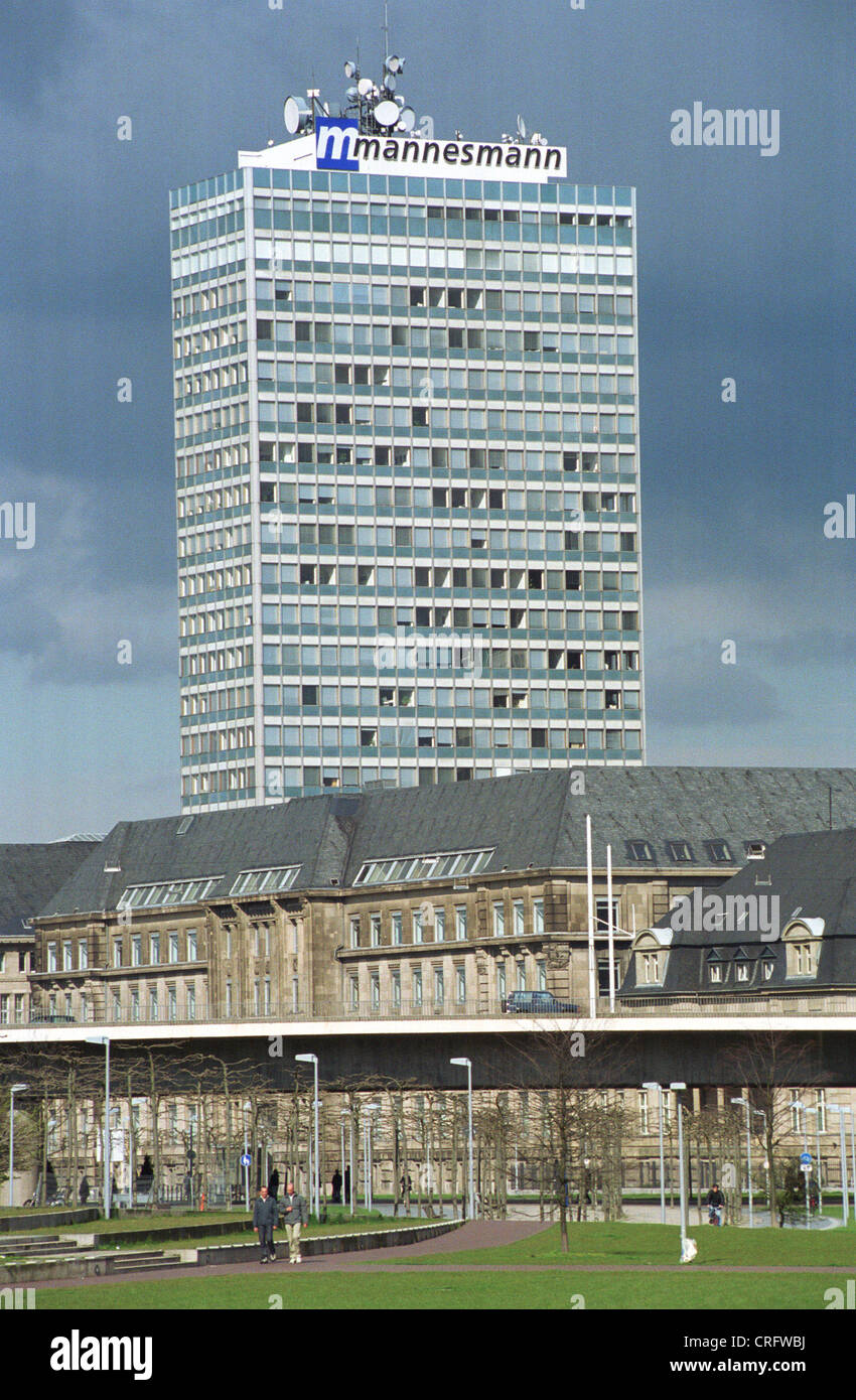 Mannesmann skyscraper hi-res stock photography and images - Alamy