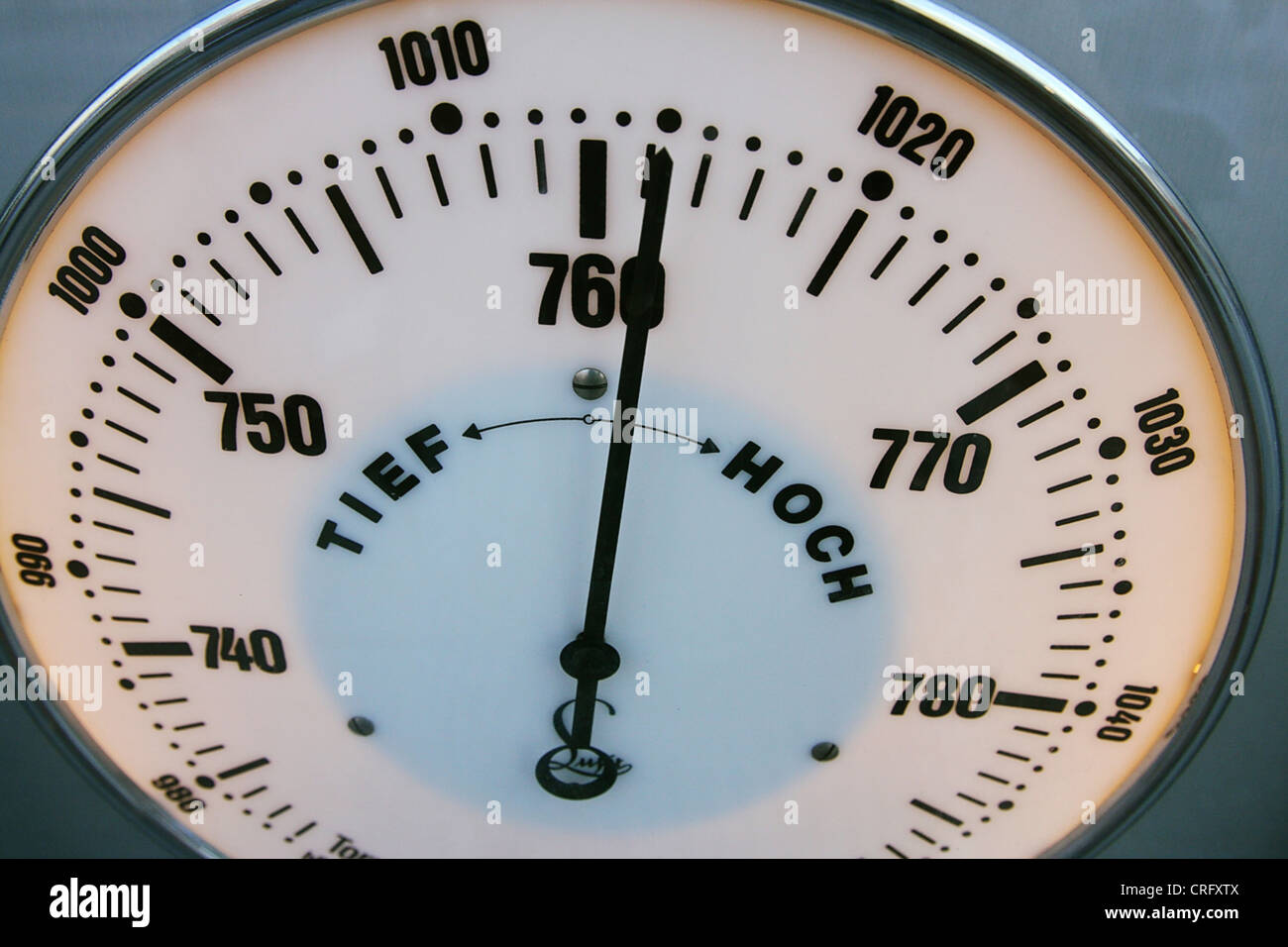 Air pressure barometer hi-res stock photography and images - Alamy
