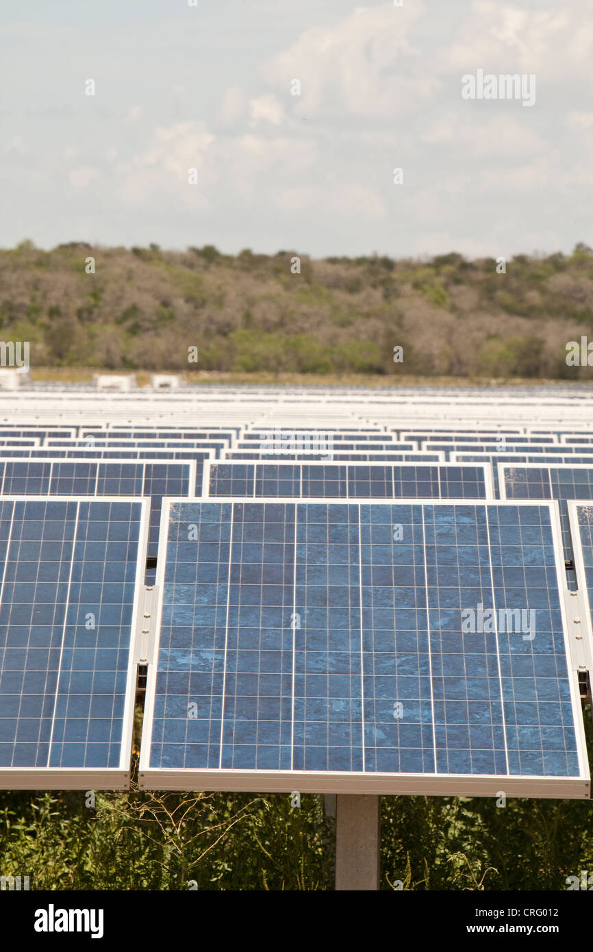 Austin Texas: Solar panels at facility on 380 acres can produce 50,000 MWH of emission-free ...