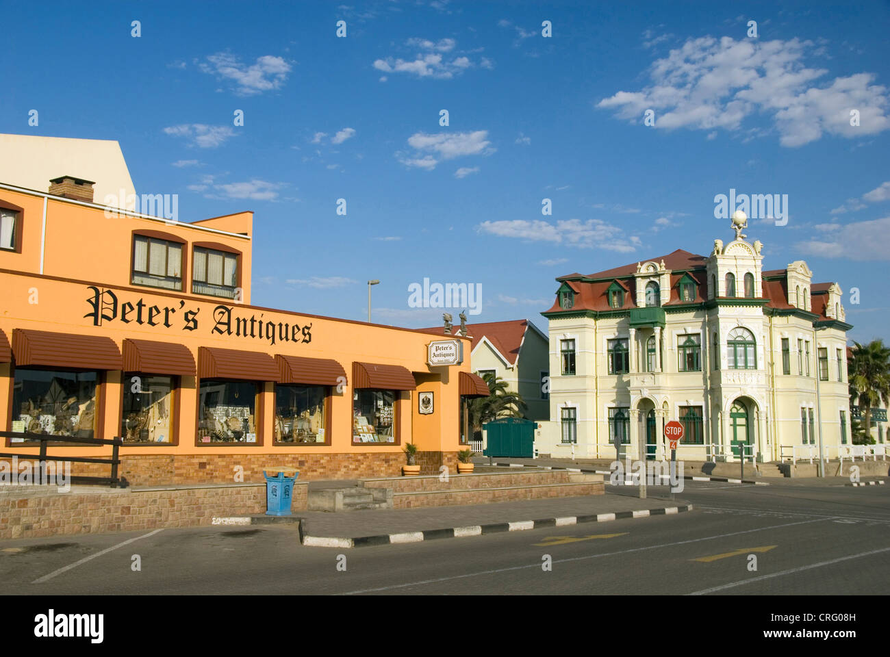 Antiques Building High Resolution Stock Photography and Images - Alamy