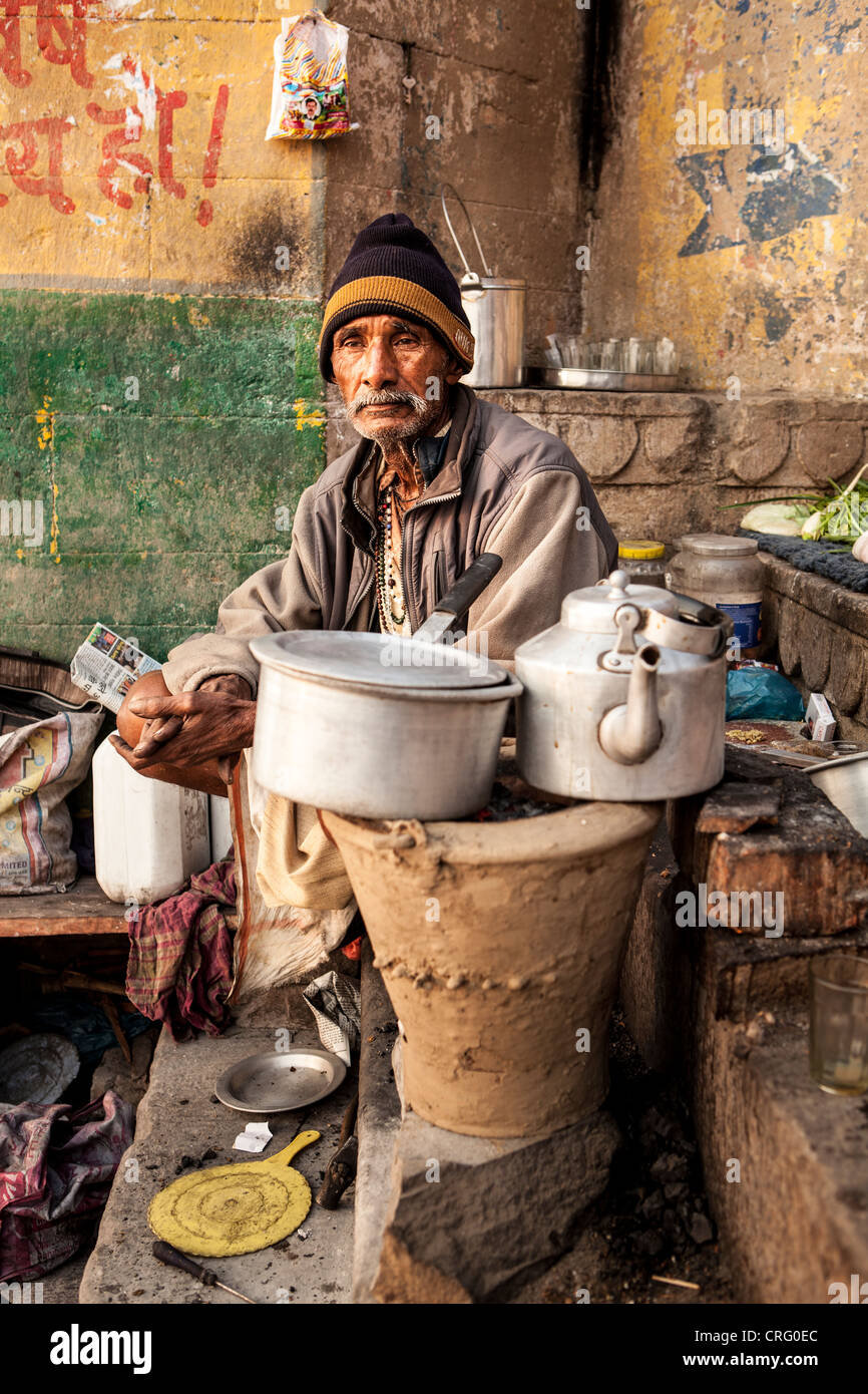 Chai shop hi-res stock photography and images - Alamy