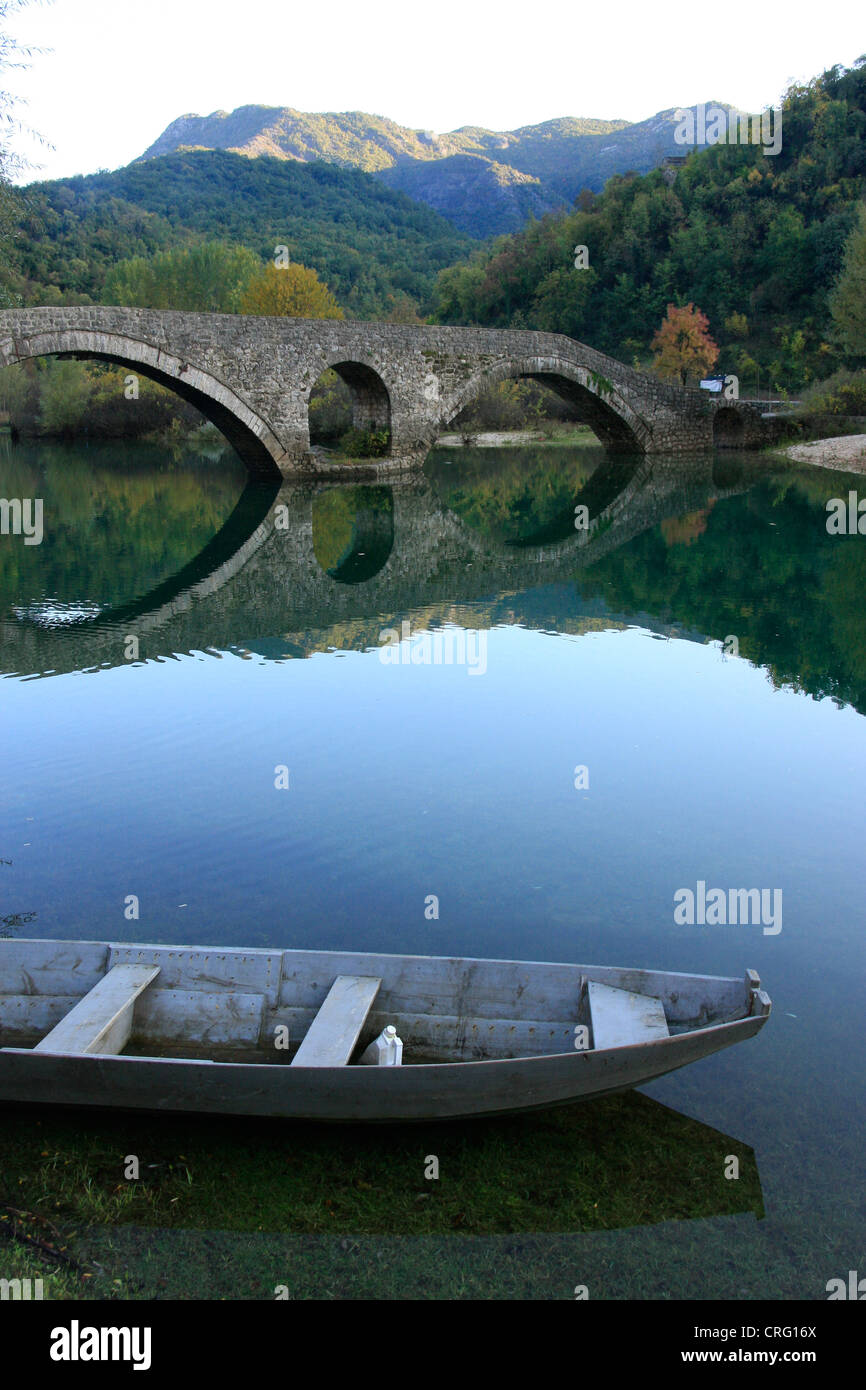 Old boat and stone bridge, Rijeka Crnojevica, Cetinje, Montenegro Stock Photo - Alamy
