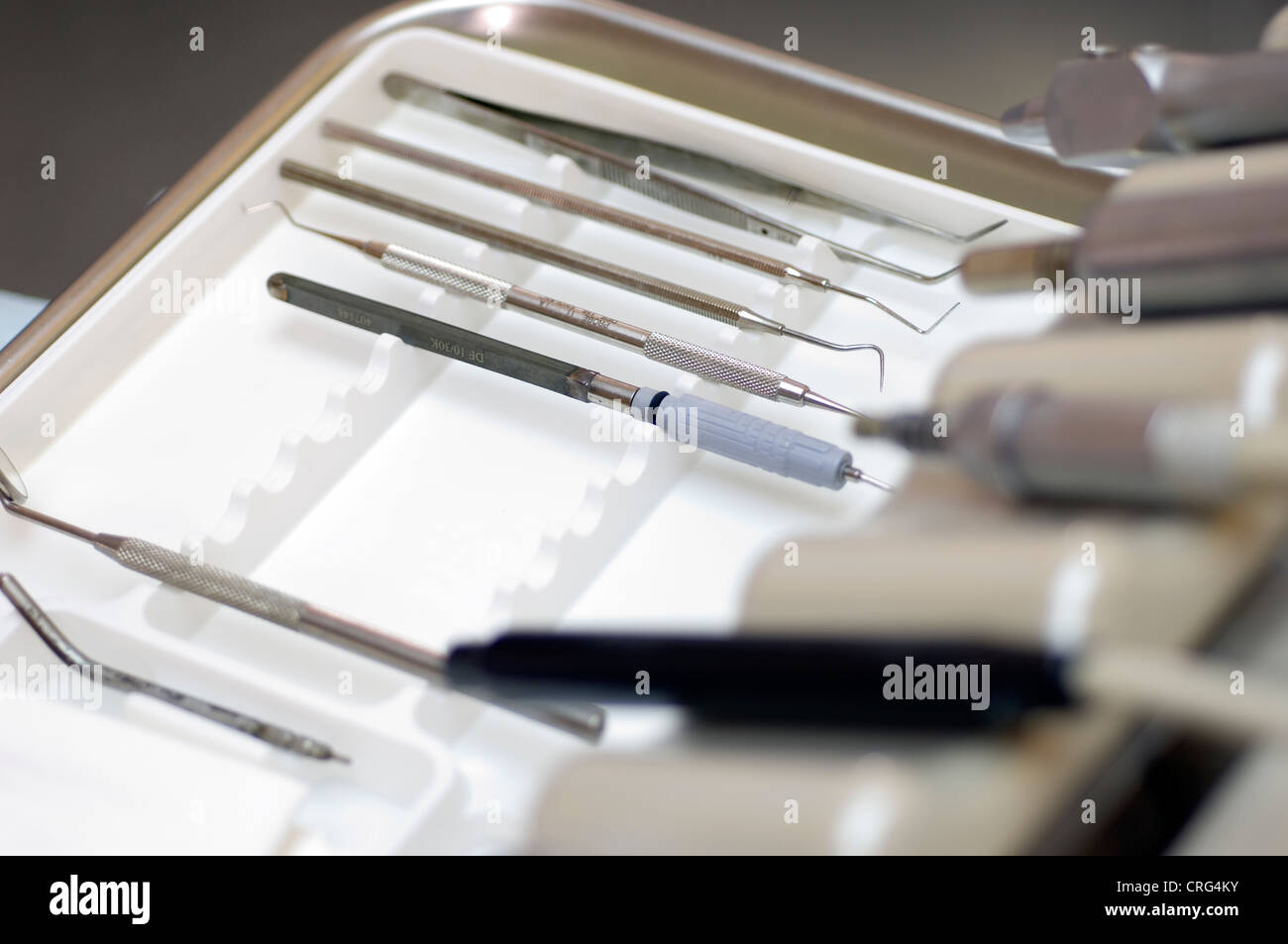 Tray of dental instruments Stock Photo - Alamy