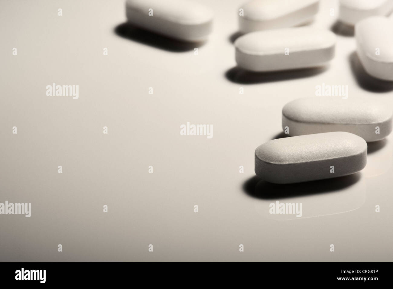 Pill negative space hi-res stock photography and images - Alamy