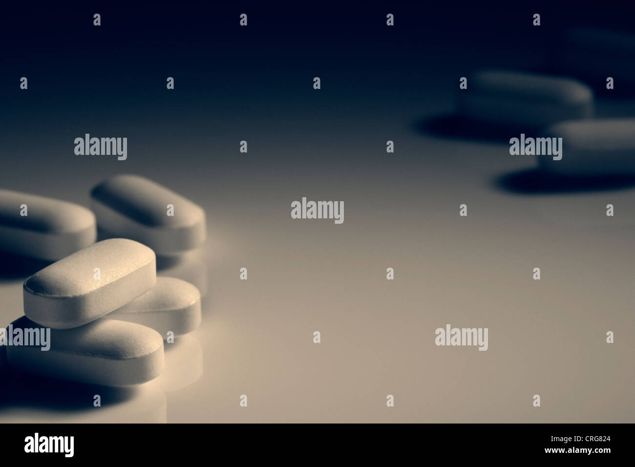 Pill negative space hi-res stock photography and images - Alamy
