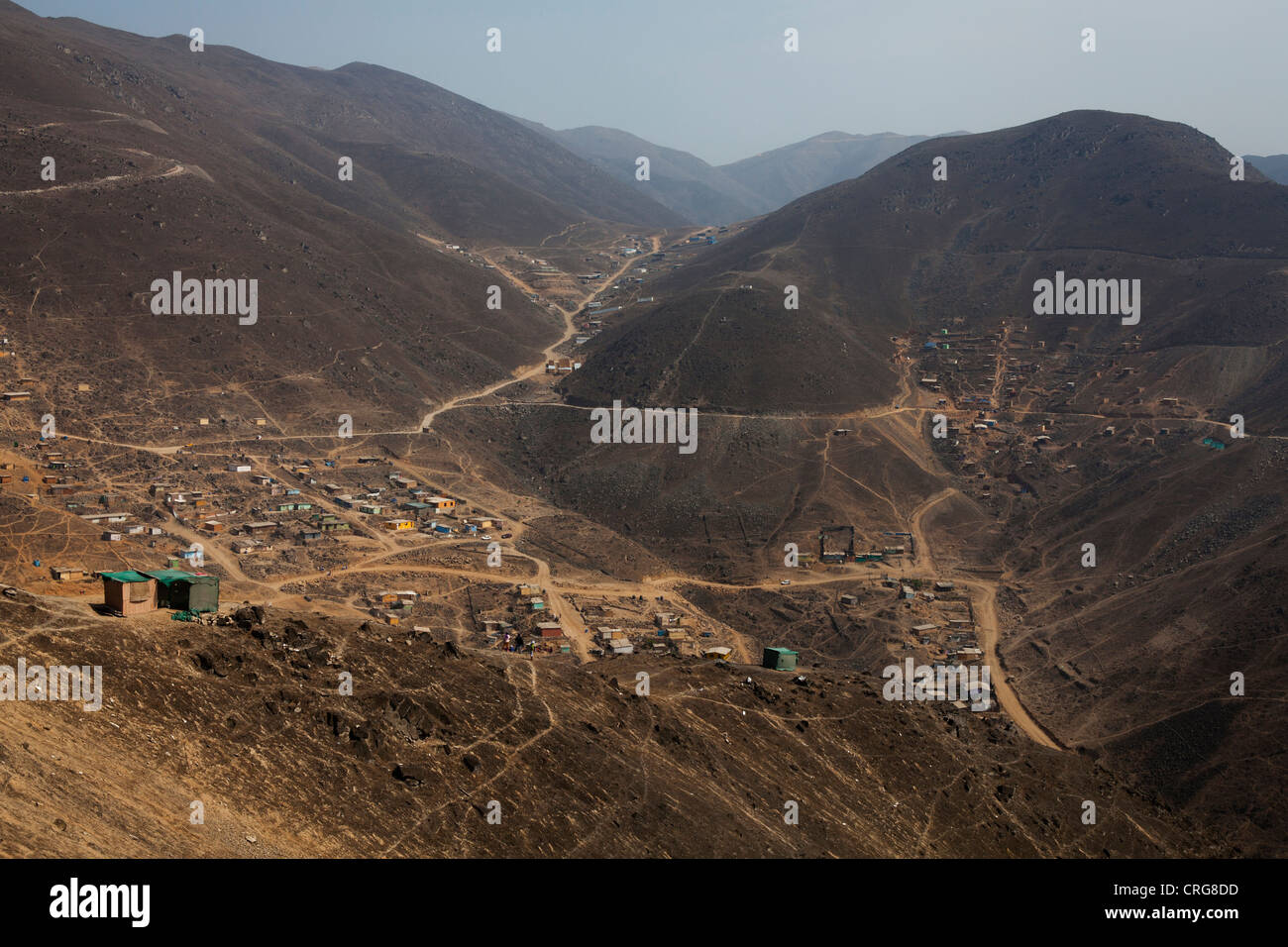 Peru slum peru poverty hi-res stock photography and images - Alamy