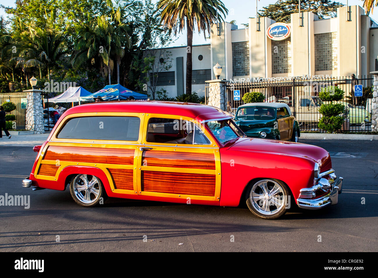 The Hot Rods, Dragsters, sports cars and land speed record cars at the ...