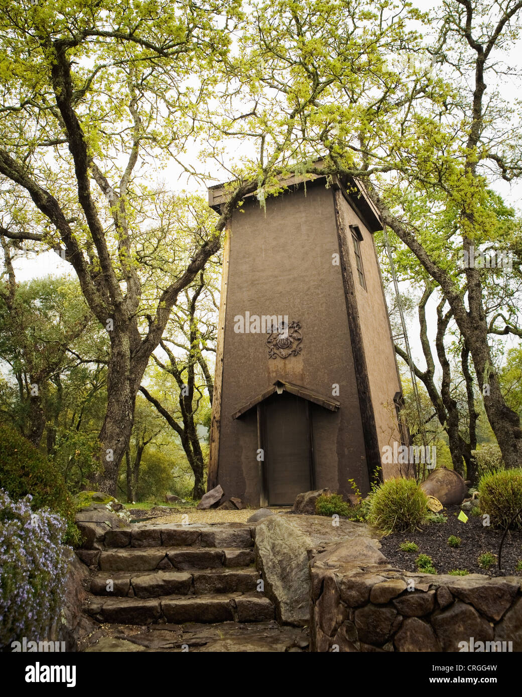 Vineyard watchtower hi-res stock photography and images - Alamy