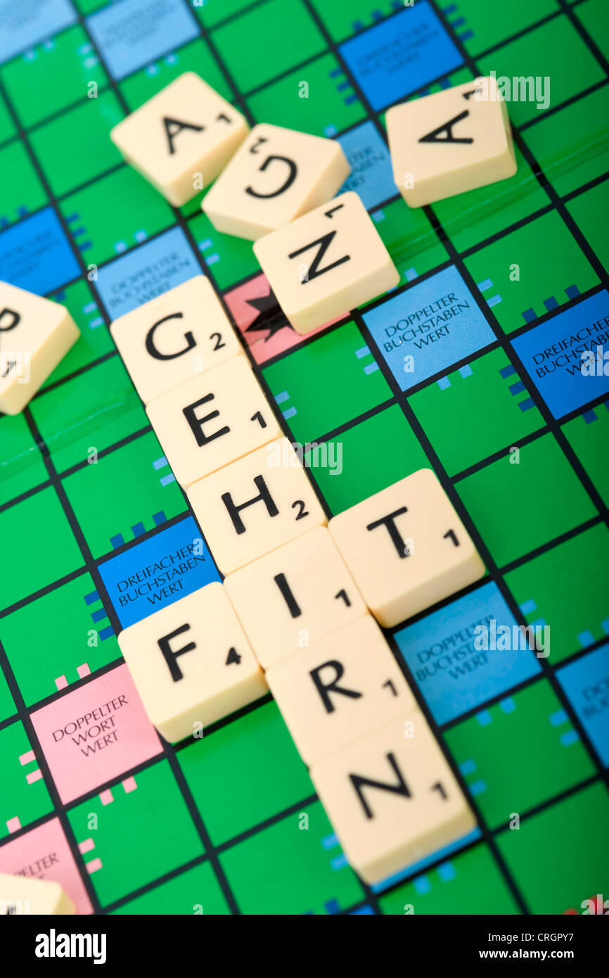 brain and fit, Scrabble Stock Photo - Alamy