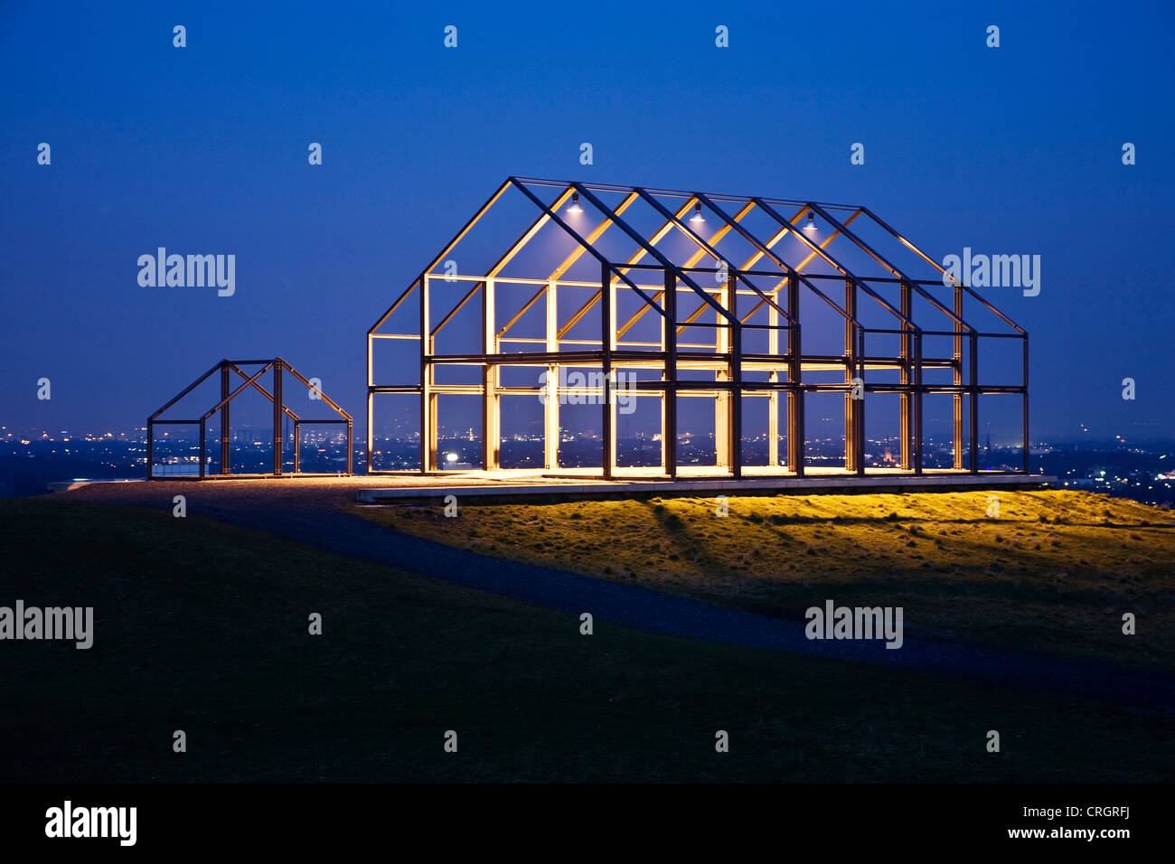 Form house hi-res stock photography and images - Alamy