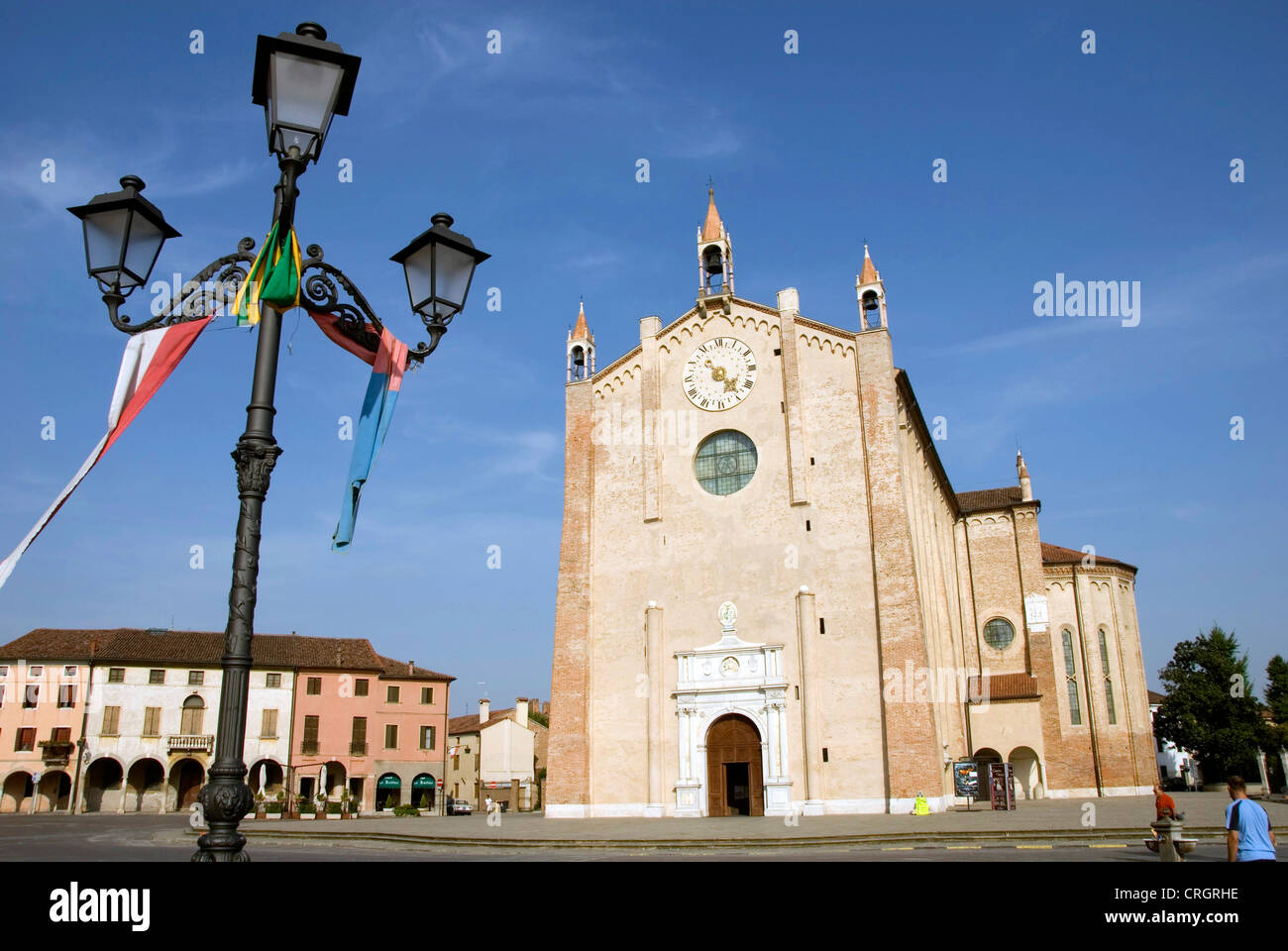 Piazza Vittorio Emanuele II with cathedral, Duomo Santa Maria, Italy ...