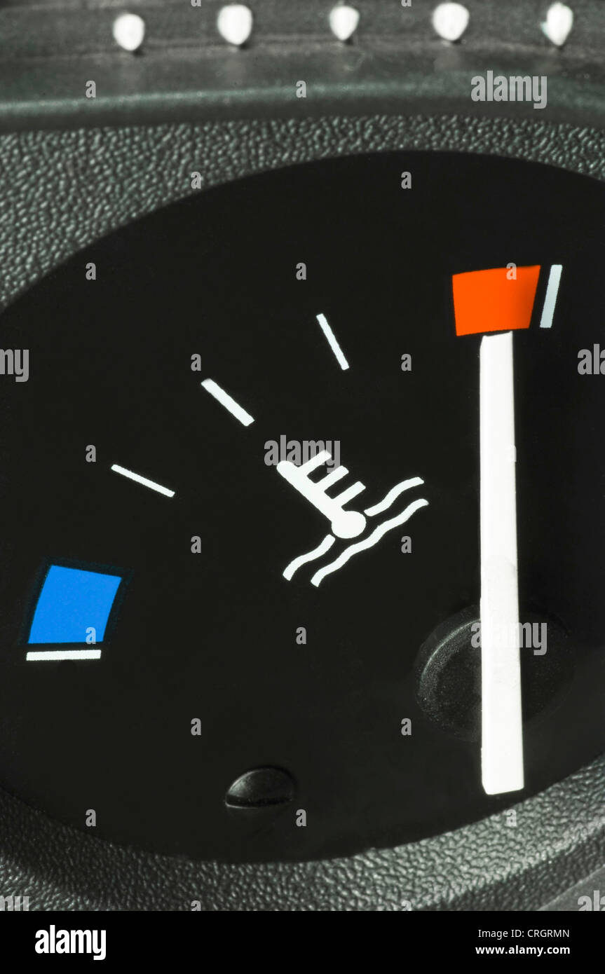 temperature indicator in a car showing 'hot' Stock Photo - Alamy