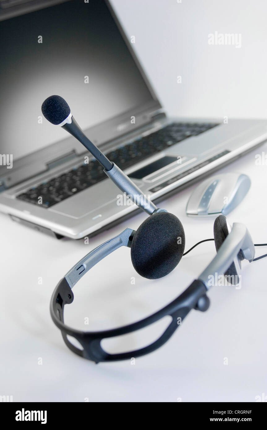 headset with laptop Stock Photo - Alamy