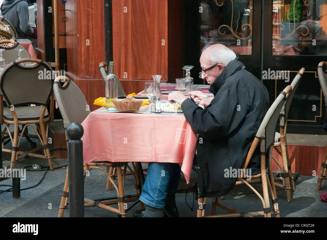Dining alone hi-res stock photography and images - Alamy