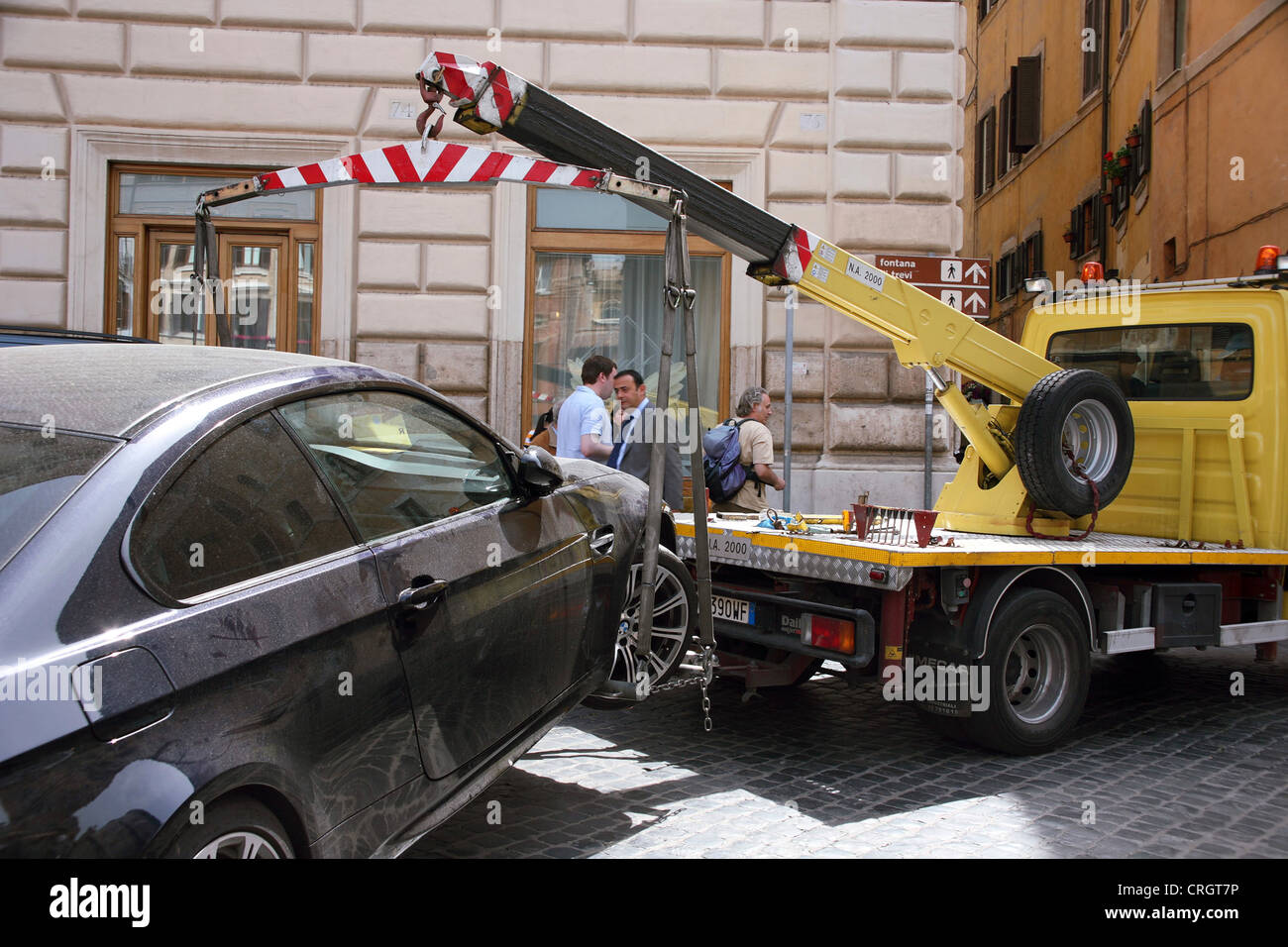 Breakdown lorries hi-res stock photography and images - Alamy