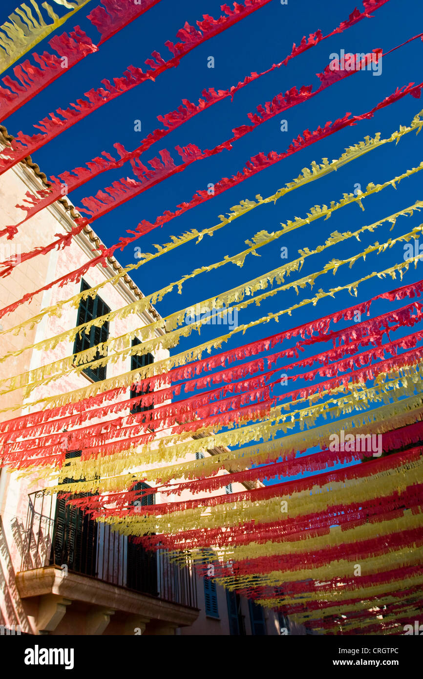 Festoons hi-res stock photography and images - Alamy