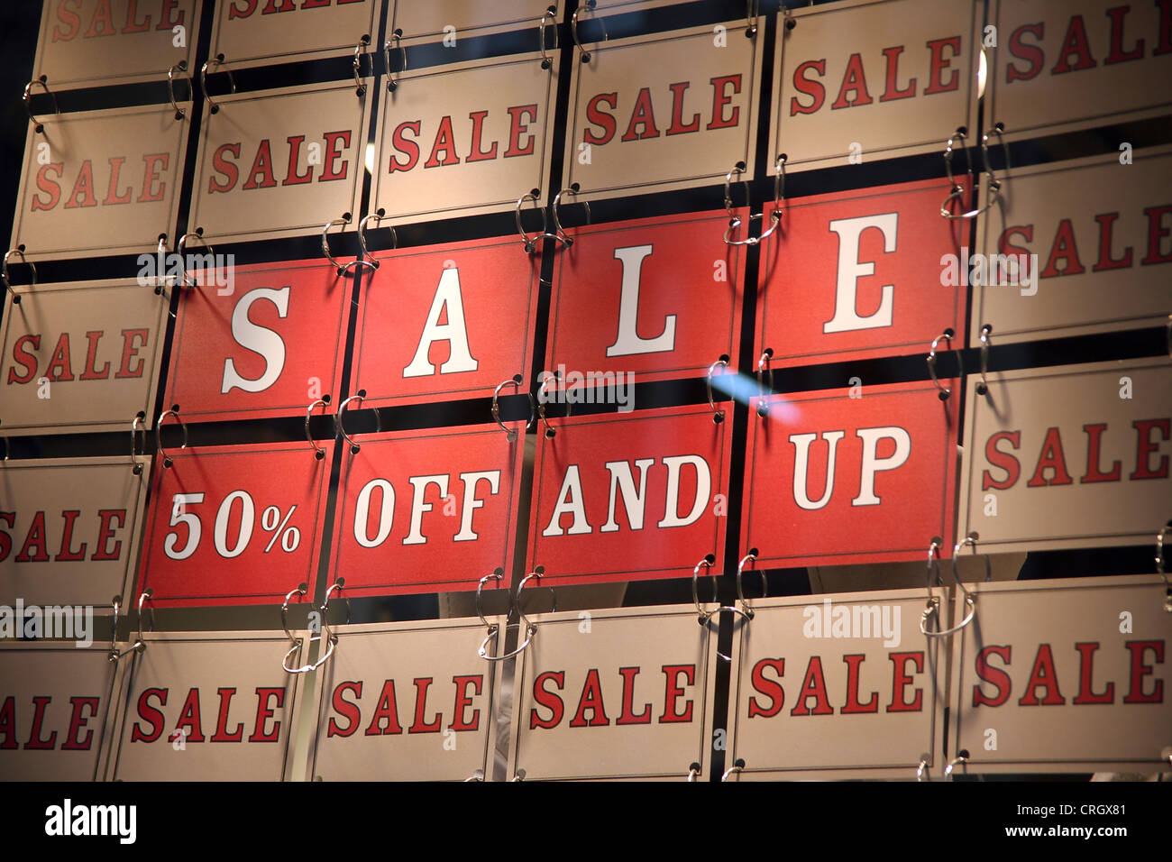 Store closing offers hi-res stock photography and images - Alamy