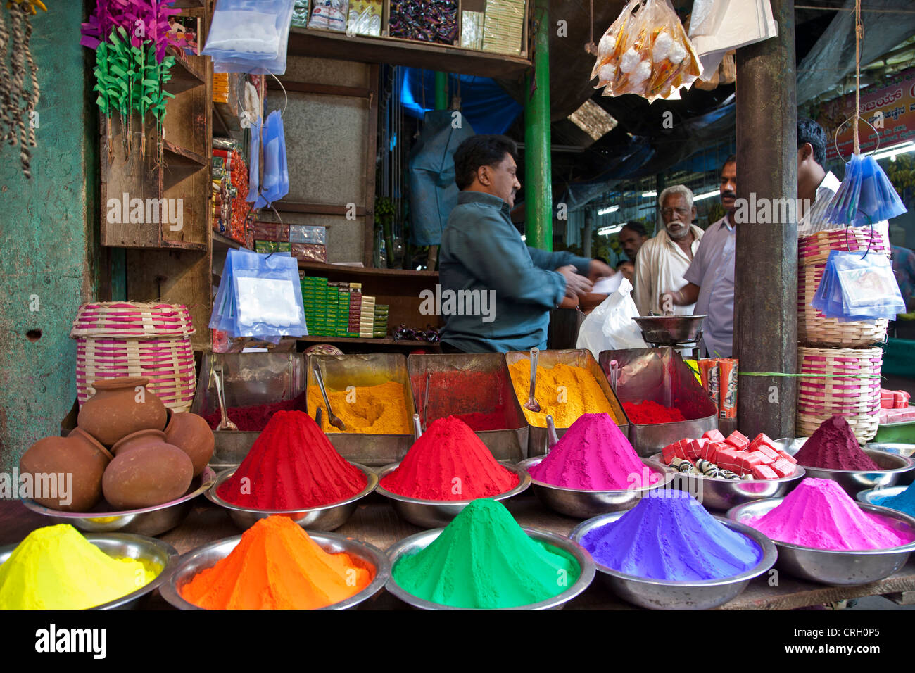 Colorful dyes. Devaraja market. Mysore. India Stock Photo - Alamy