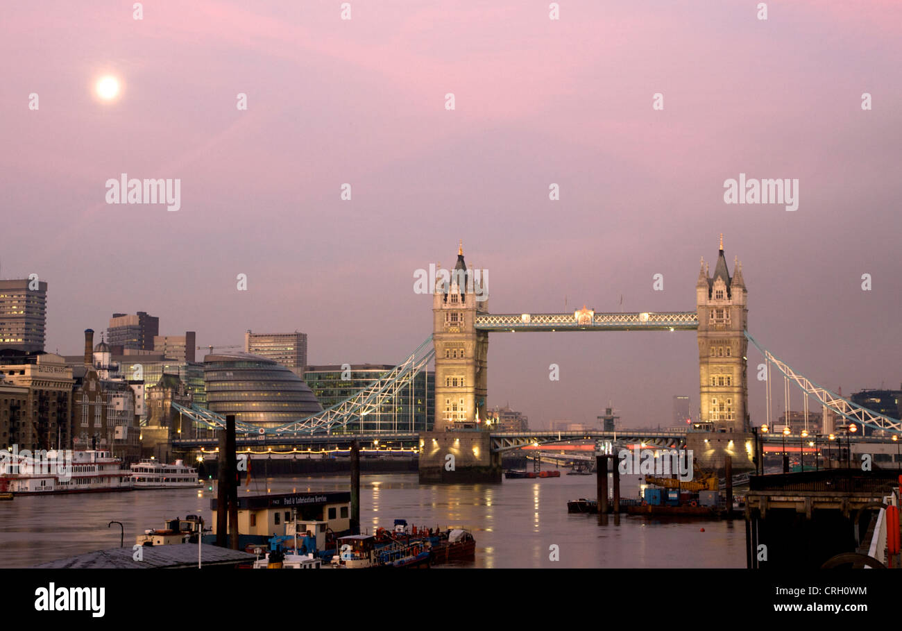 Tower Bridge London at sunset Stock Photo - Alamy