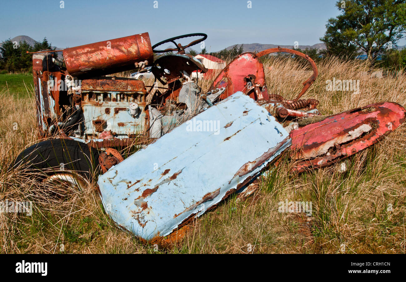Broken tractor hi-res stock photography and images - Alamy