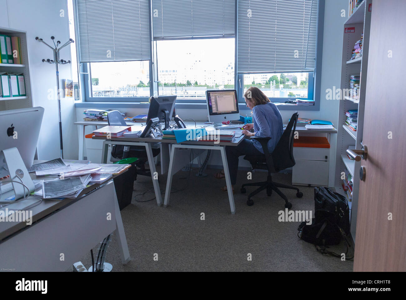 Paris, France, Office Furniture, Desk in New Green office, "Green One ...