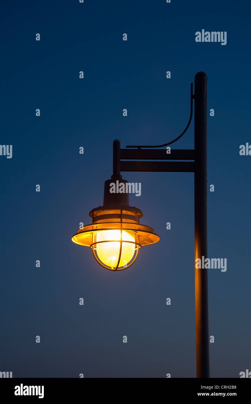 Streetlamp at night Stock Photo - Alamy
