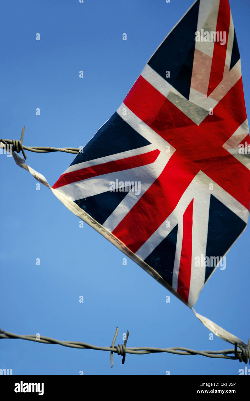 Union flag bunting hi-res stock photography and images - Alamy