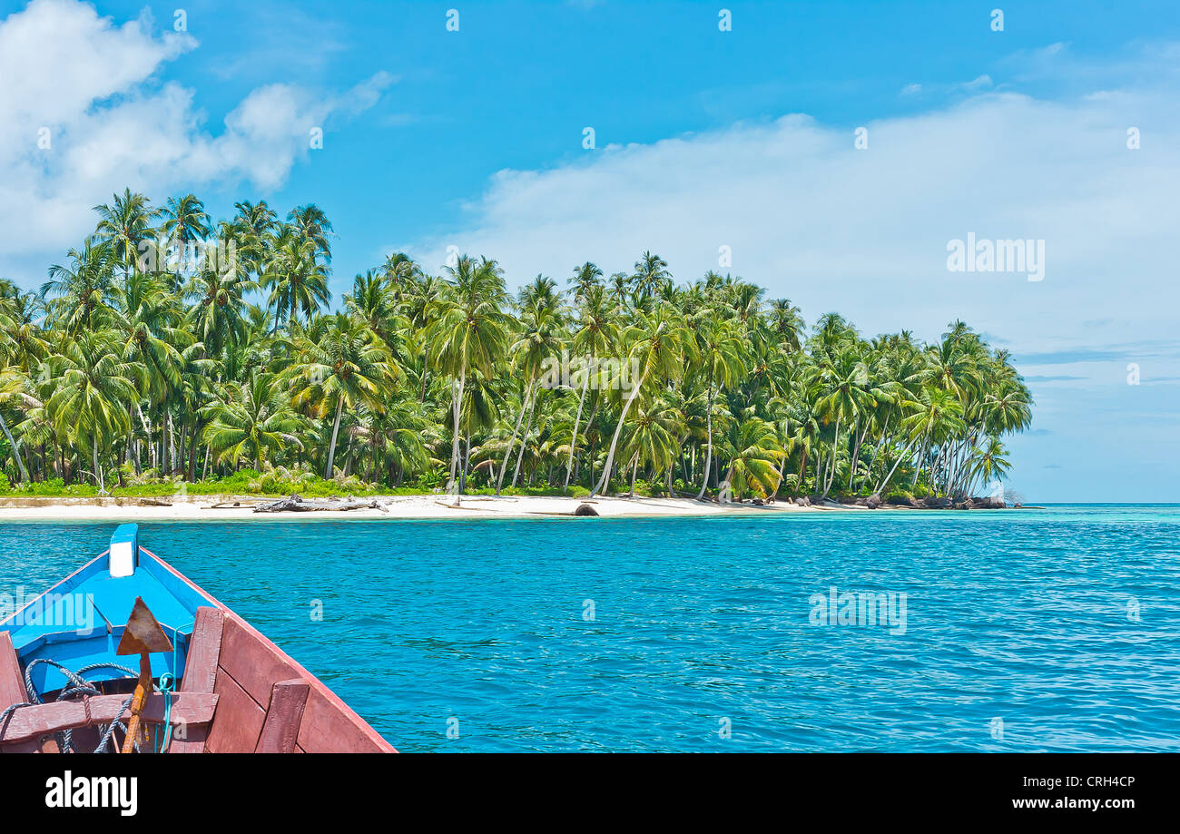 Desert island, Banyak Archipelago Stock Photo - Alamy