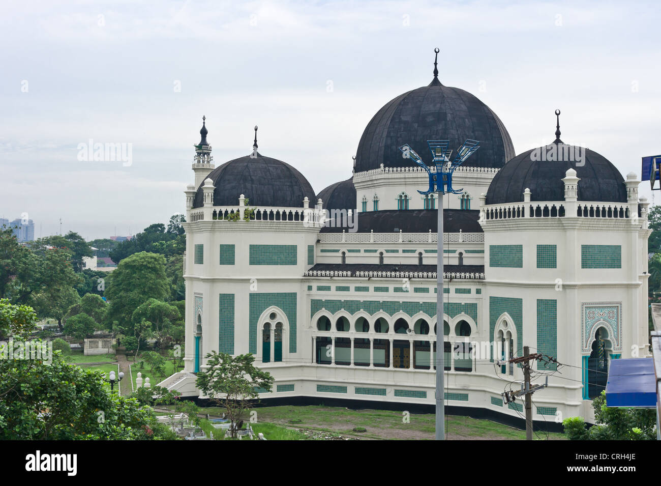 Great Mosque of Al-Mashun in Medan Stock Photo - Alamy