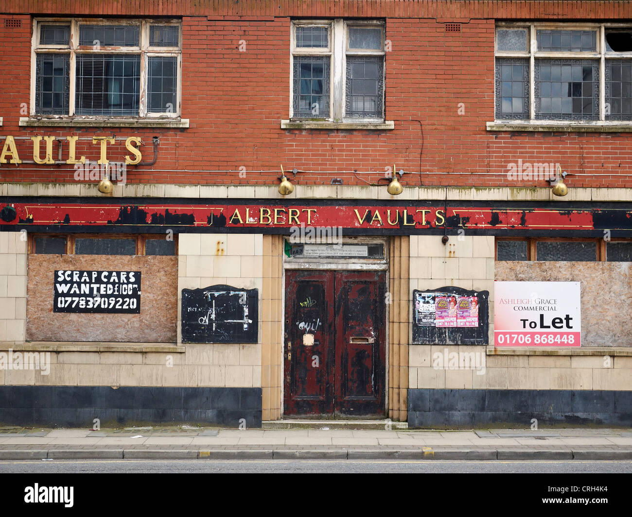 Vaults hi-res stock photography and images - Alamy