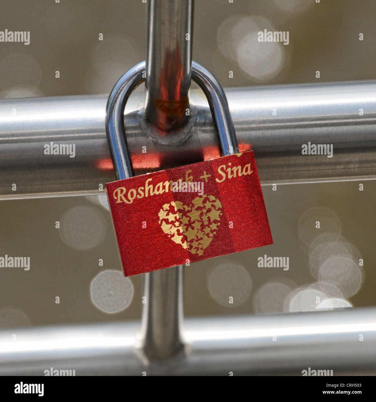 Padlock bridge hi-res stock photography and images - Alamy