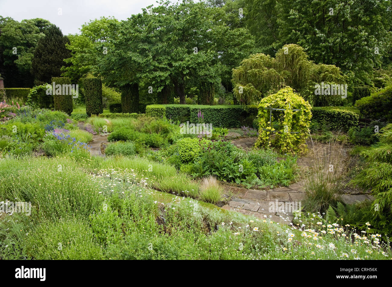 Edwardian house and garden hi-res stock photography and images - Alamy