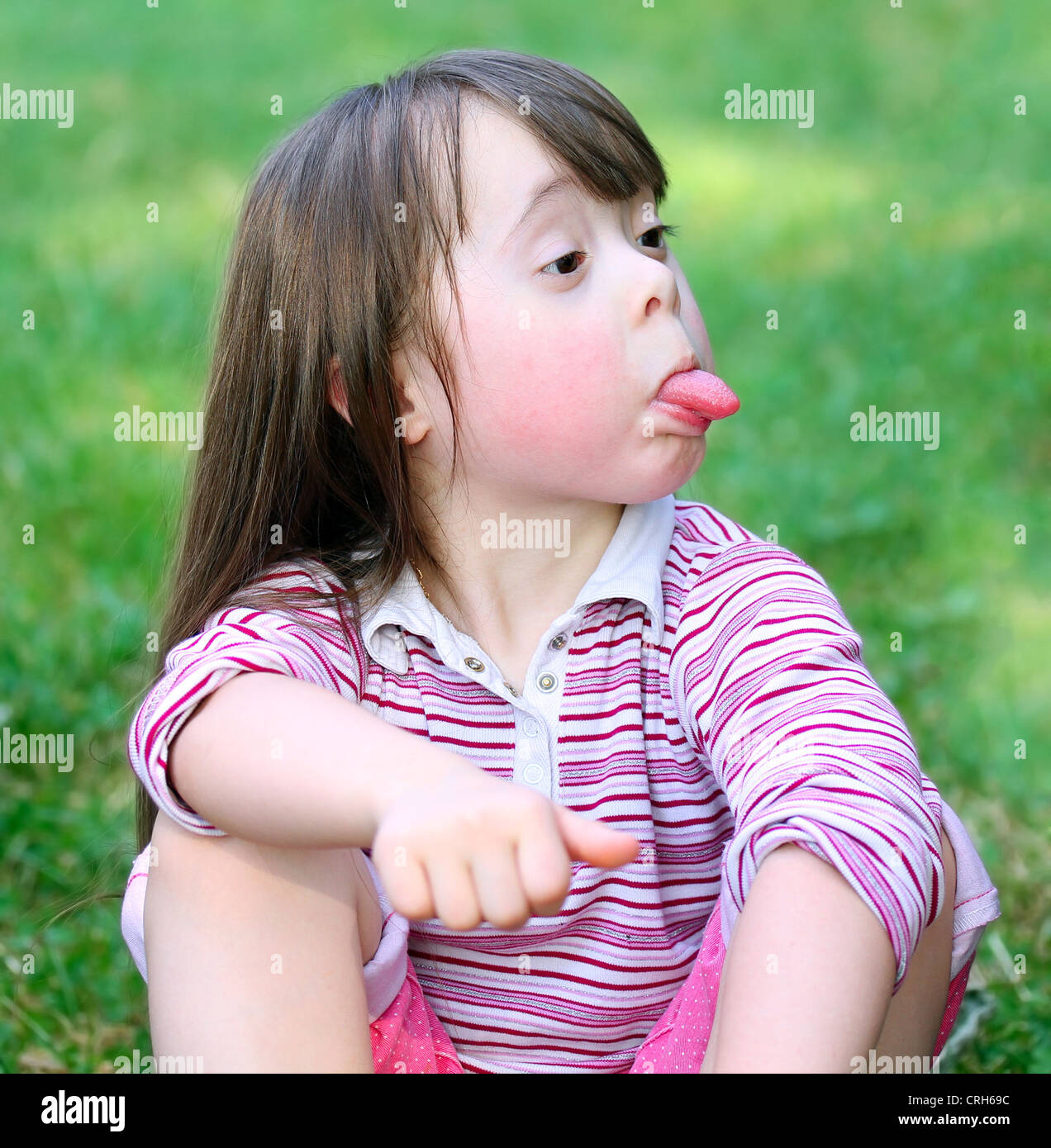 Portrait of beautiful funny girl in the park Stock Photo - Alamy