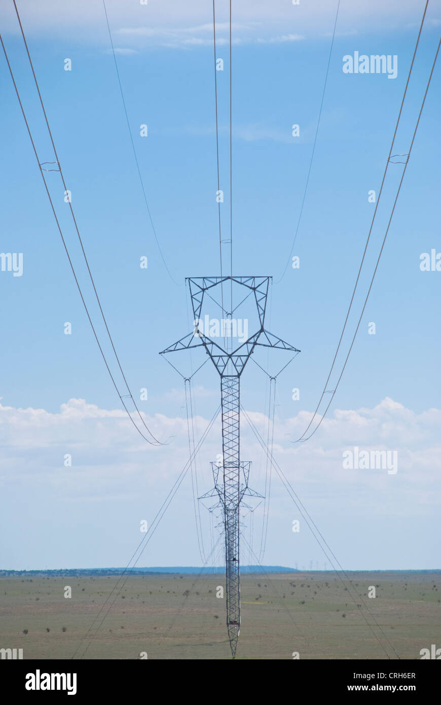 Power lines criss-cross eastern New Mexico Stock Photo - Alamy